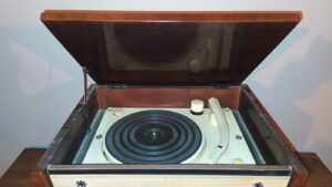 Radio Marconi 66C Bluetooth. [Recyclage.] - Le blog geek d'un vieux geek